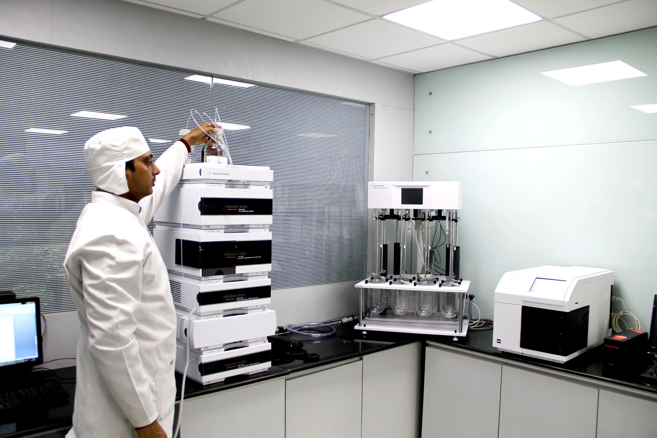 Photo Gallery :: HiGlance Laboratories